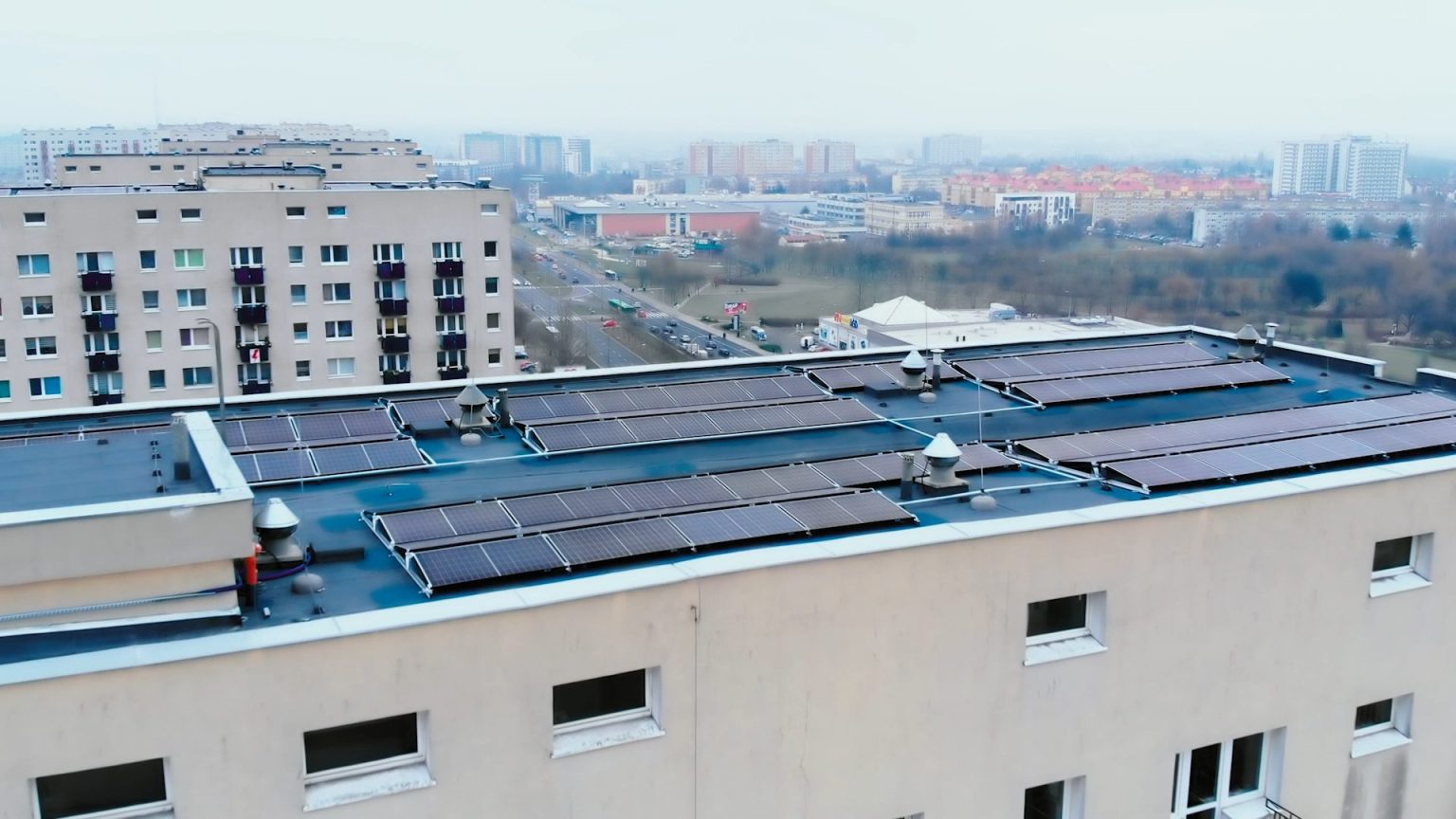 Training for installers on non-ballast structures at IBC SOLAR Polska ...